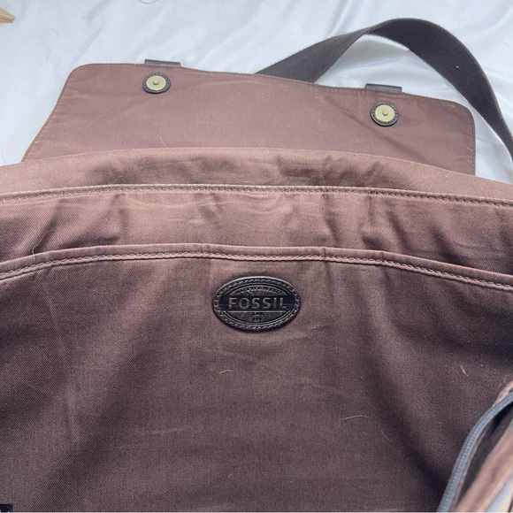 Fossil | Bags | Fossil Estate Leather Brown Tan Work Crossbody ...